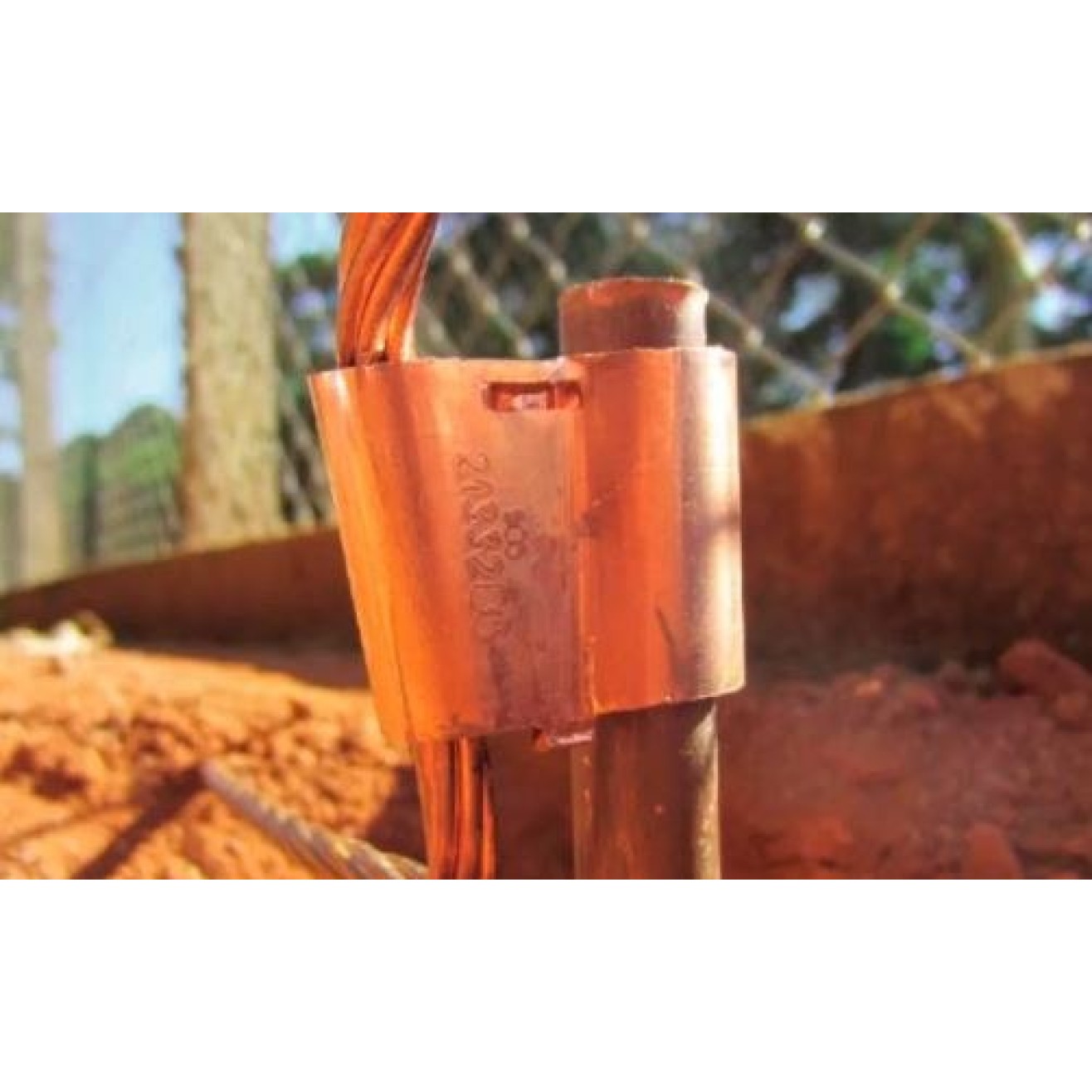 Conector para Aterramento Tipo Cunha 25-35mm 1/2" - INSTRUFIBER